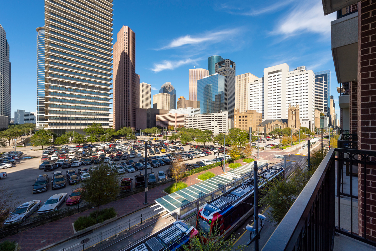 Block 334 Apartments | Apartments in Downtown Houston