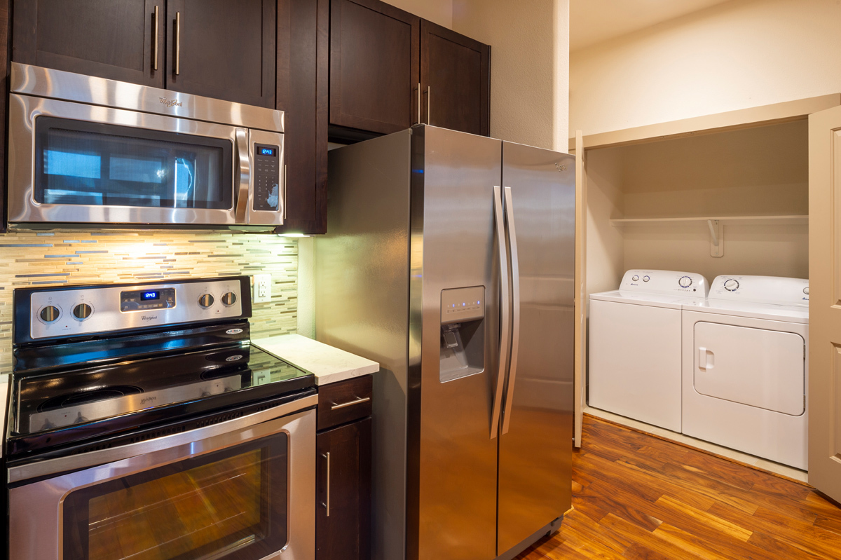 Block 334 Apartments | Apartments in Downtown Houston