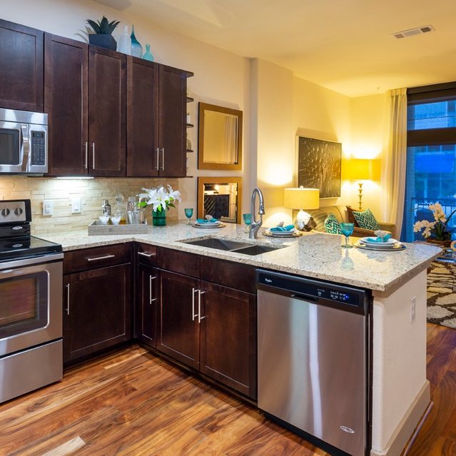 Block 334 Apartments | Apartments in Downtown Houston